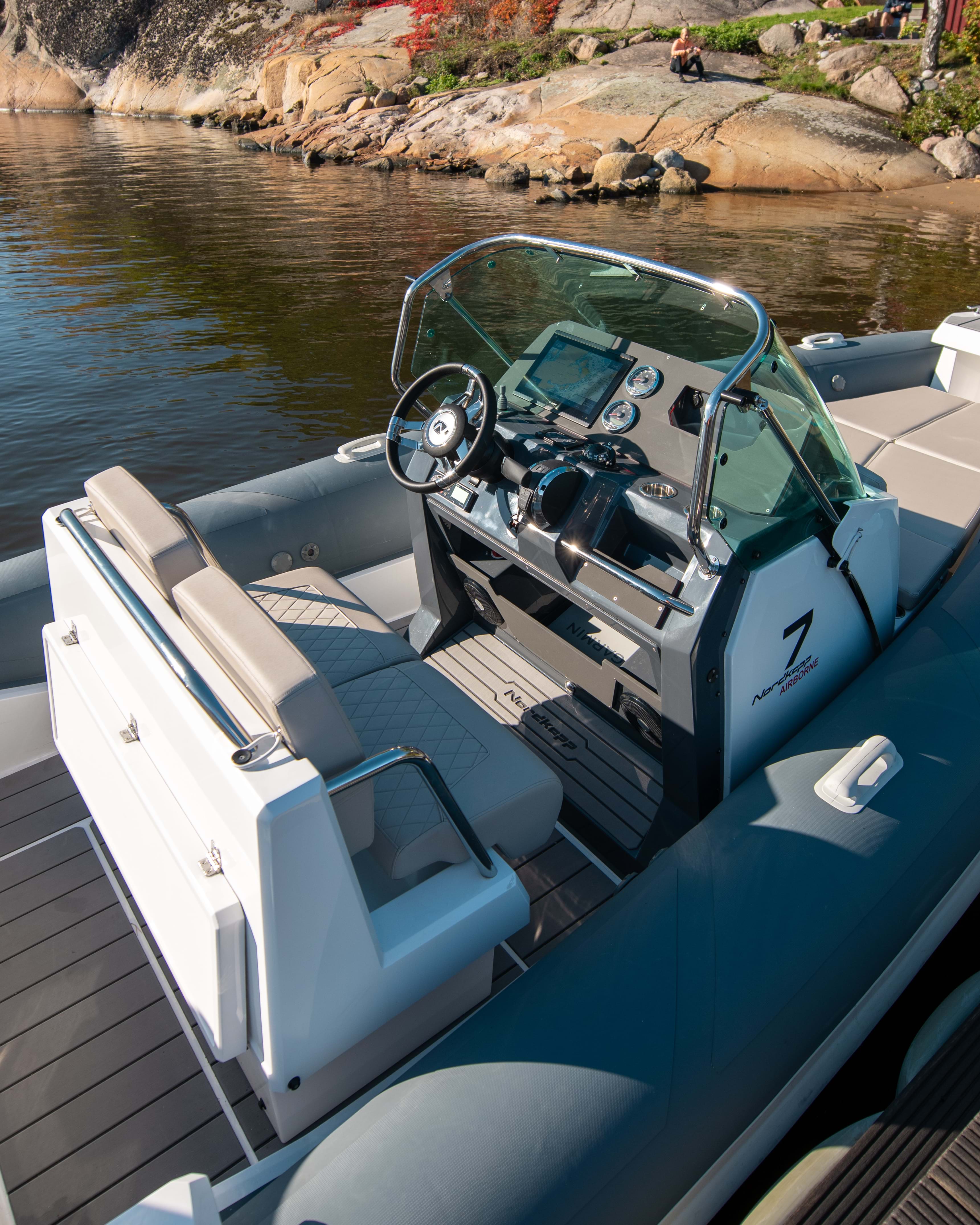 Airborne 7 - Nordkapp-boats.no